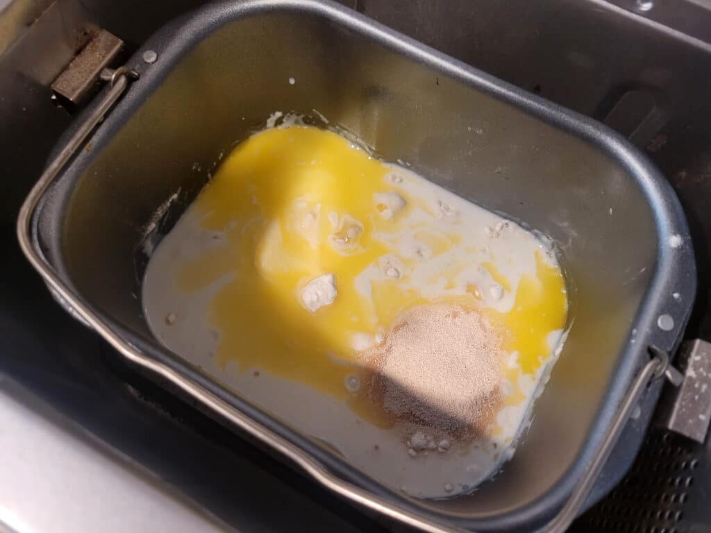 Easy & Delicious Bread Machine Buttermilk Bread - Miz En Place