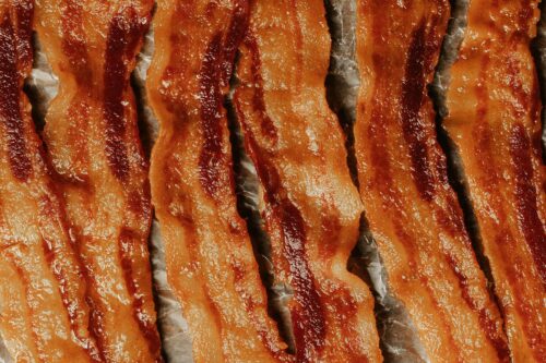 What is the difference between American, Canadian, and British bacon ...