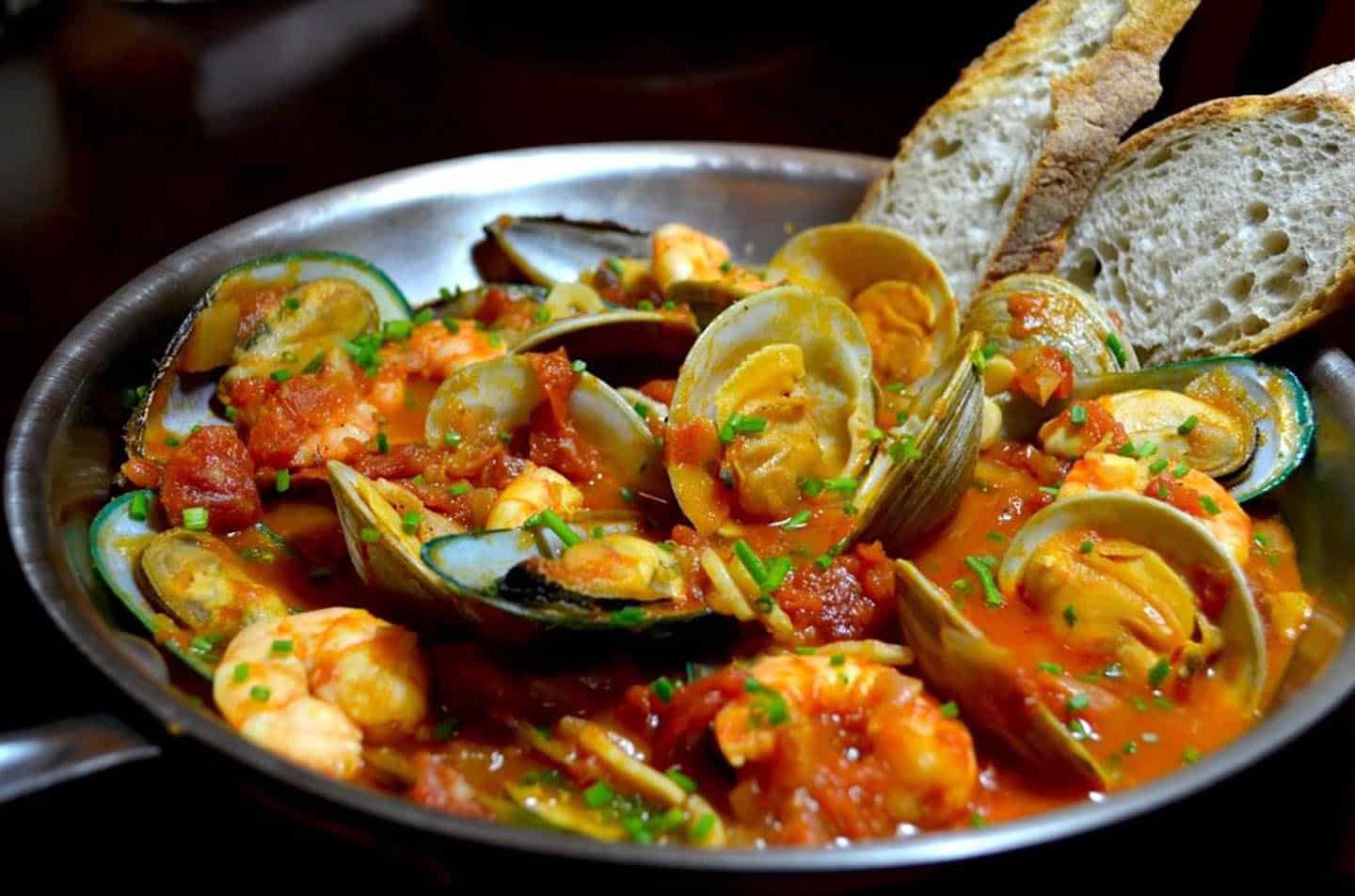 Cacciucco (Tuscan Seafood Stew) - Miz En Place