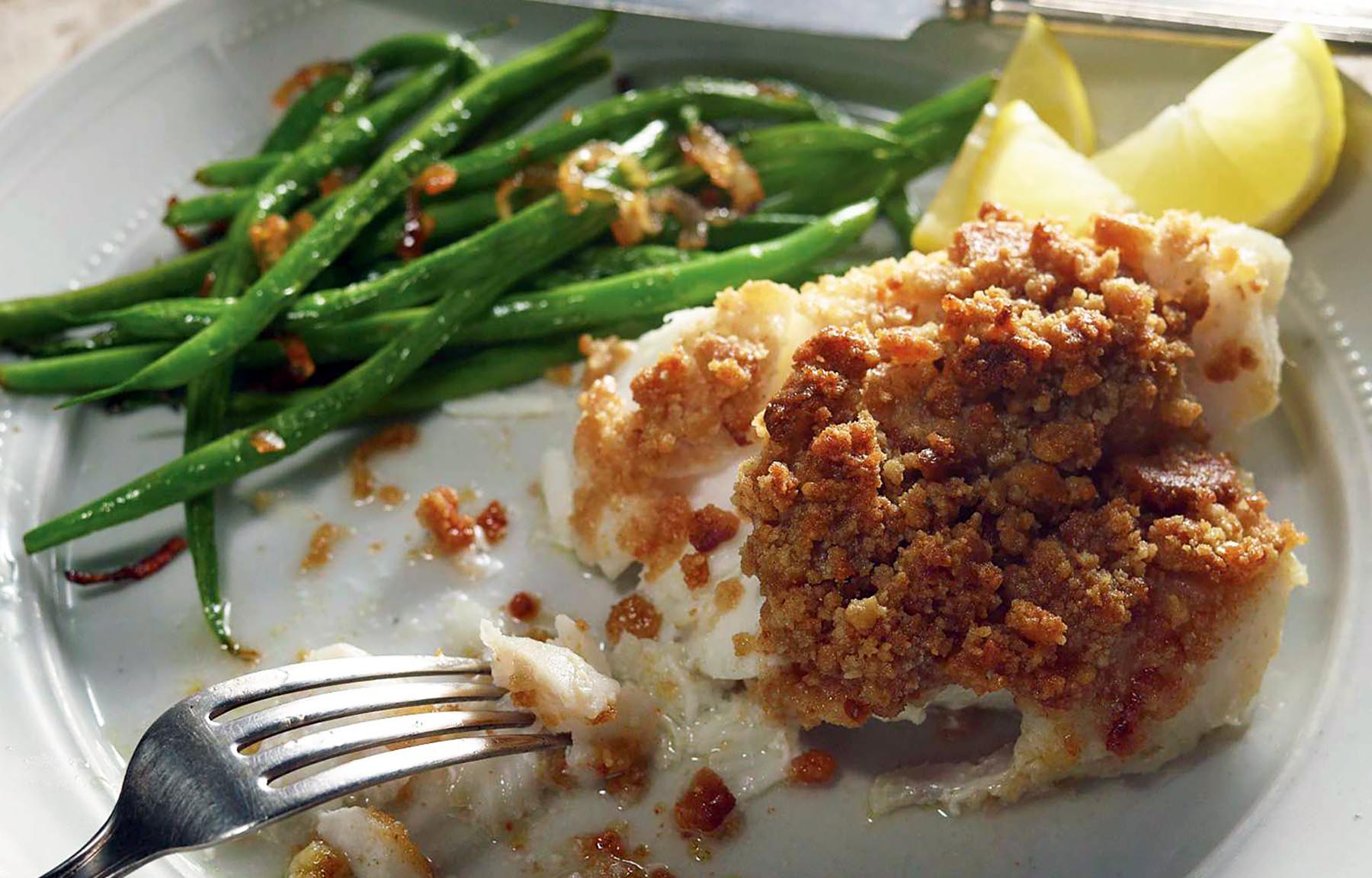 Cracker-Crusted Cod with Green Beans - Miz En Place