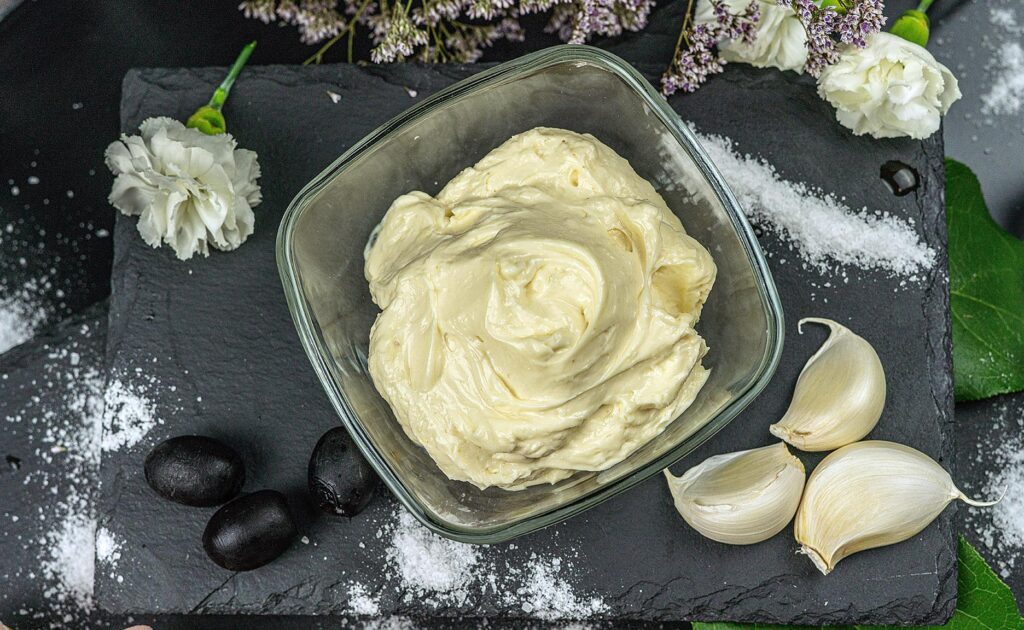 What is Cannoli, and how are they made? - Miz En Place